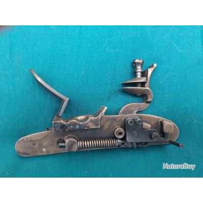 Platines à silex pré XXème ) PL 190 X ressort incasable - Pièces ...