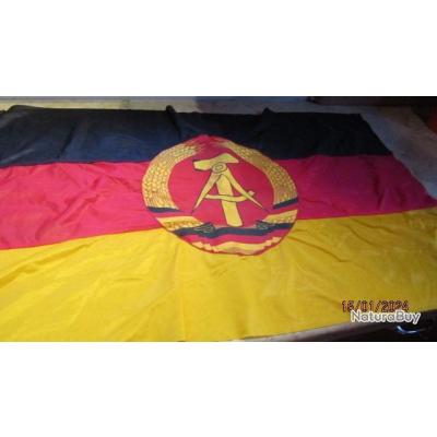 Drapeau original RDA Allemagne Est centres rapportés guerre froide URSS ...
