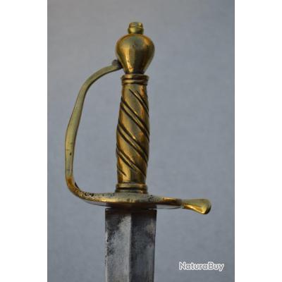 Forte Epée de Cavalerie Modèle 1680 Régiment du Dauphin datée 1686 ...