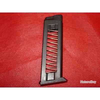 Rare chargeur de pistolet PSM en 5.45x18mm - Pièces et Eléments d'armes ...