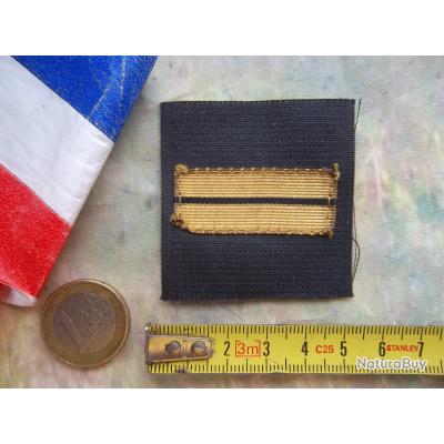 Grade militaire galon lieutenant officier - Epaulettes - Grades ...