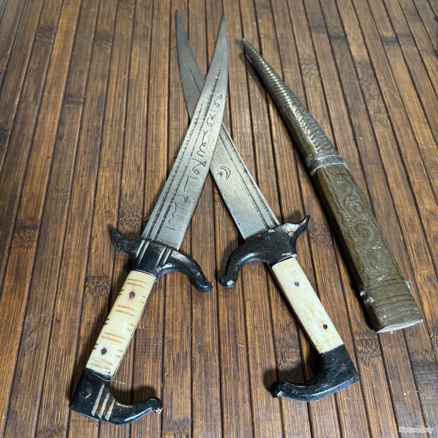 PAIRE DE POIGNARD ORIENTALE OS CORNE , LAME GRAVÉE EN ARABE - Armes ...