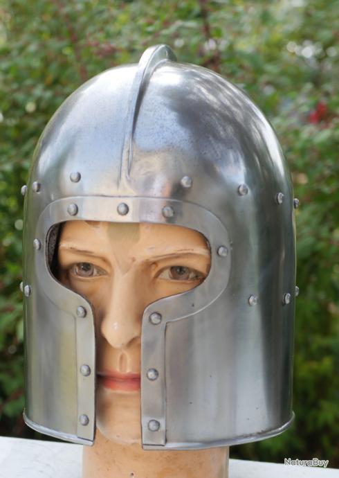 MOYEN AGE Heaume casque médiéval barbute en acier du XIV - XV siècle ...