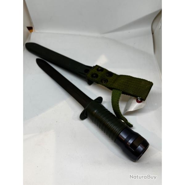 Baillonette pour sig, utilisé par l'armée française au Liban pour le ...