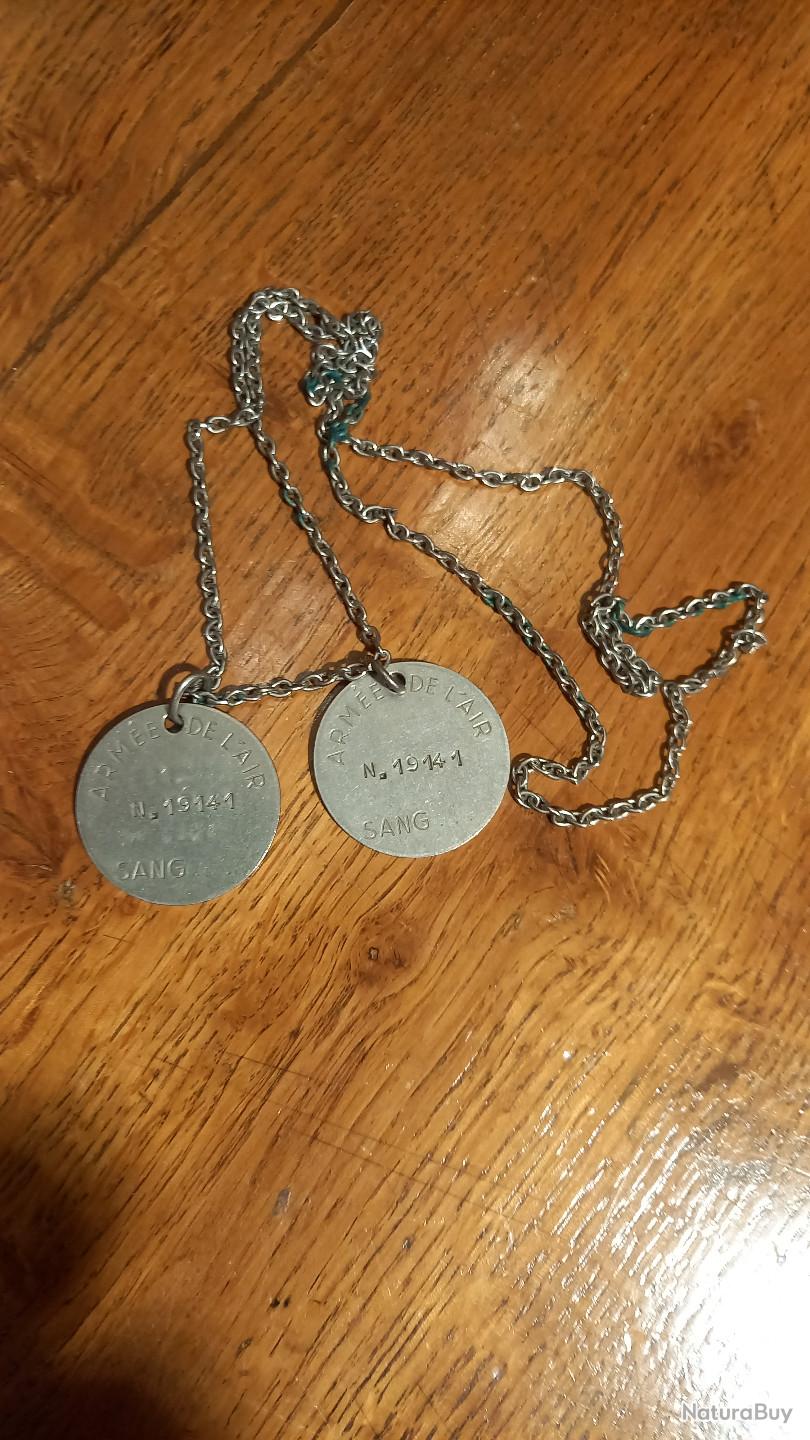 Paire de plaques d'identification - Plaques d'identité militaires ...