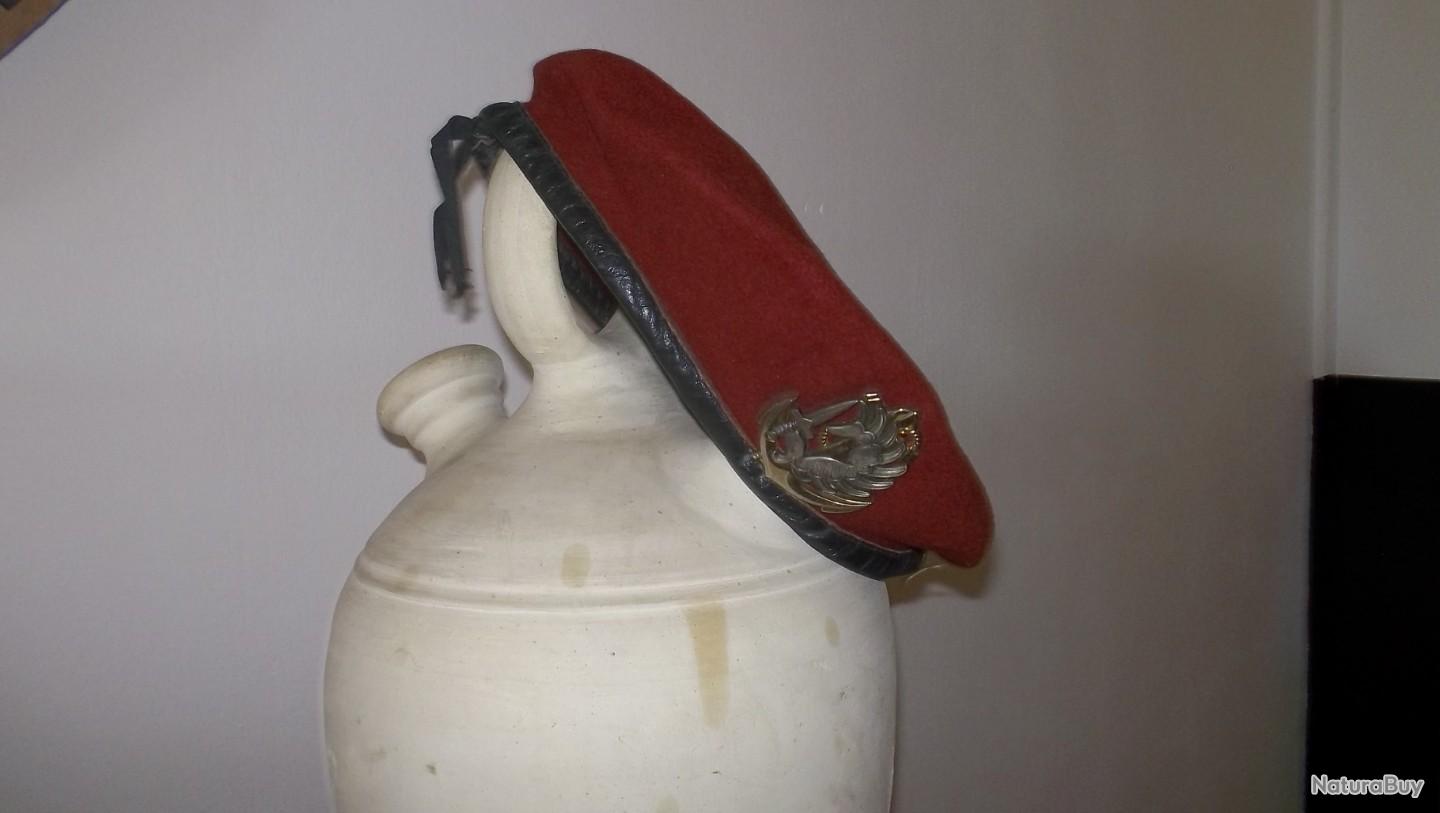 Beret rouge parachutiste RPIMA - Béret et bacchis (14284452)