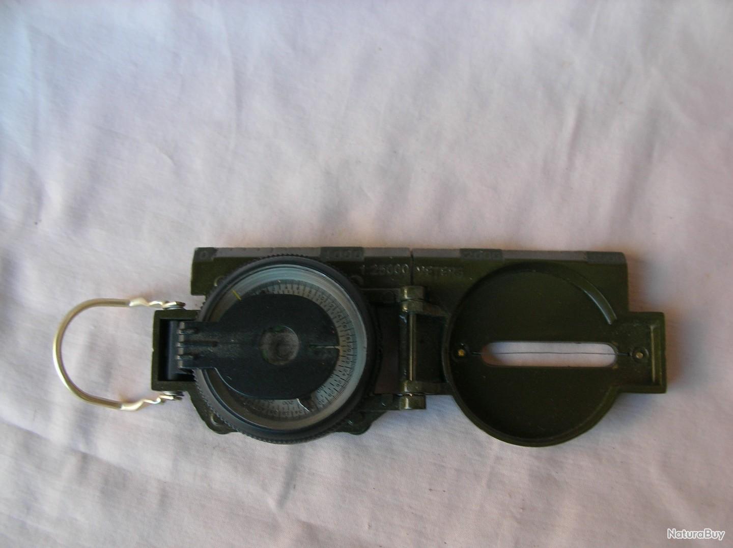 BOUSSOLE SIMPLE CLASSIQUE COULEUR KAKIE TYPE MILITAIRE POUR CAMPING ...