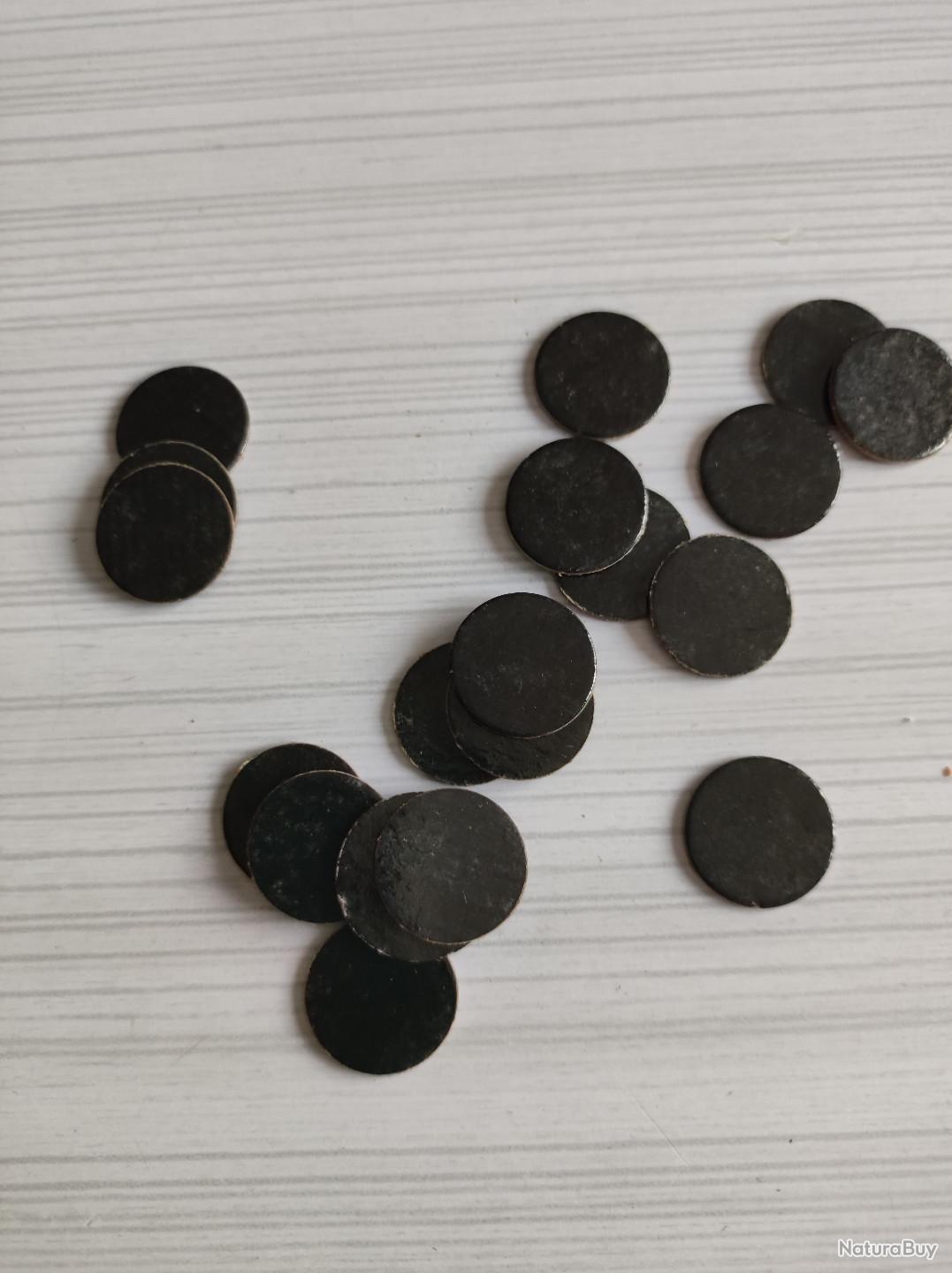 Boite de 350 à 400 cartons noirs goudronnés, Cal 16 - Bourres, cartons ...