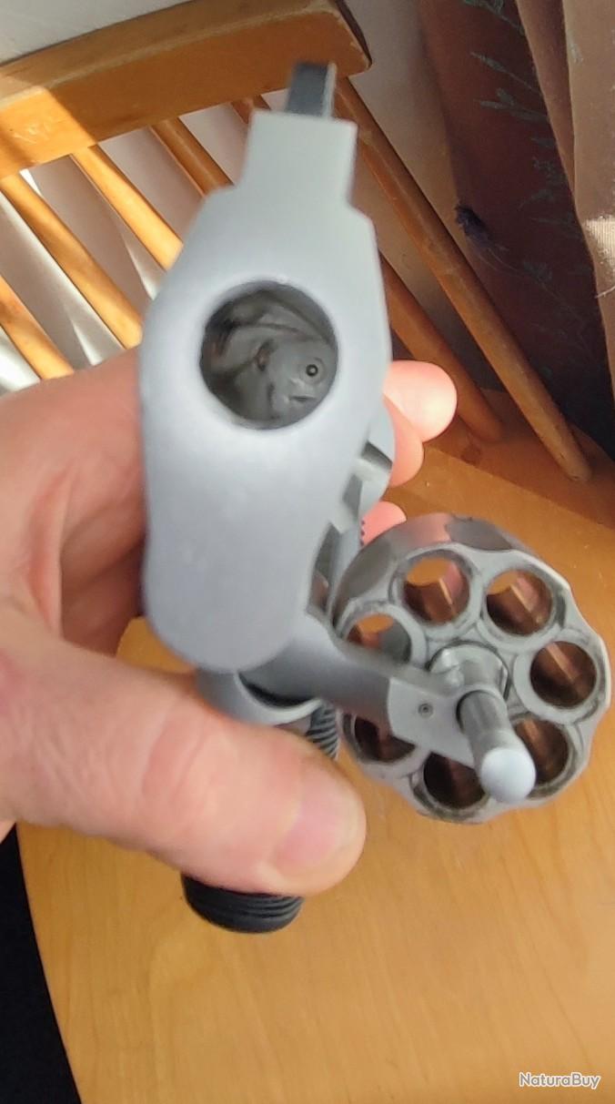 Taurus 627 Tracker 357 magnum 1er génération - Revolvers de Catégorie B ...