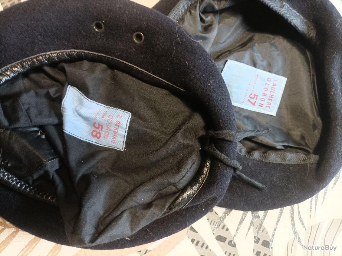 Lot de 2 bérets règlementaires français, années 80-90, comme neufs ...