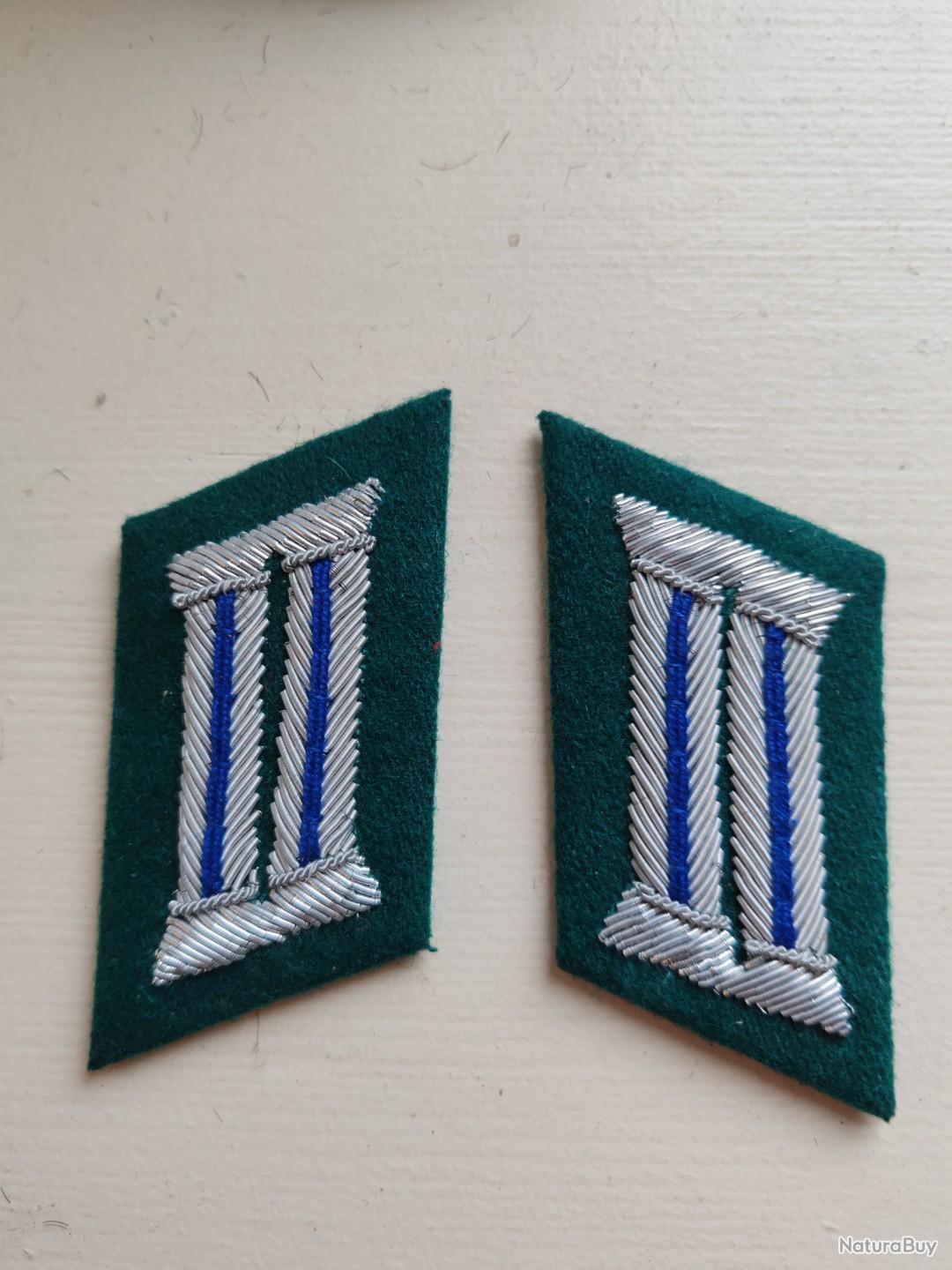 PAIRE DE PATTES DE COL DES SERVICES DE SANTÉ D OFFICIER .MODELE 1936 ...