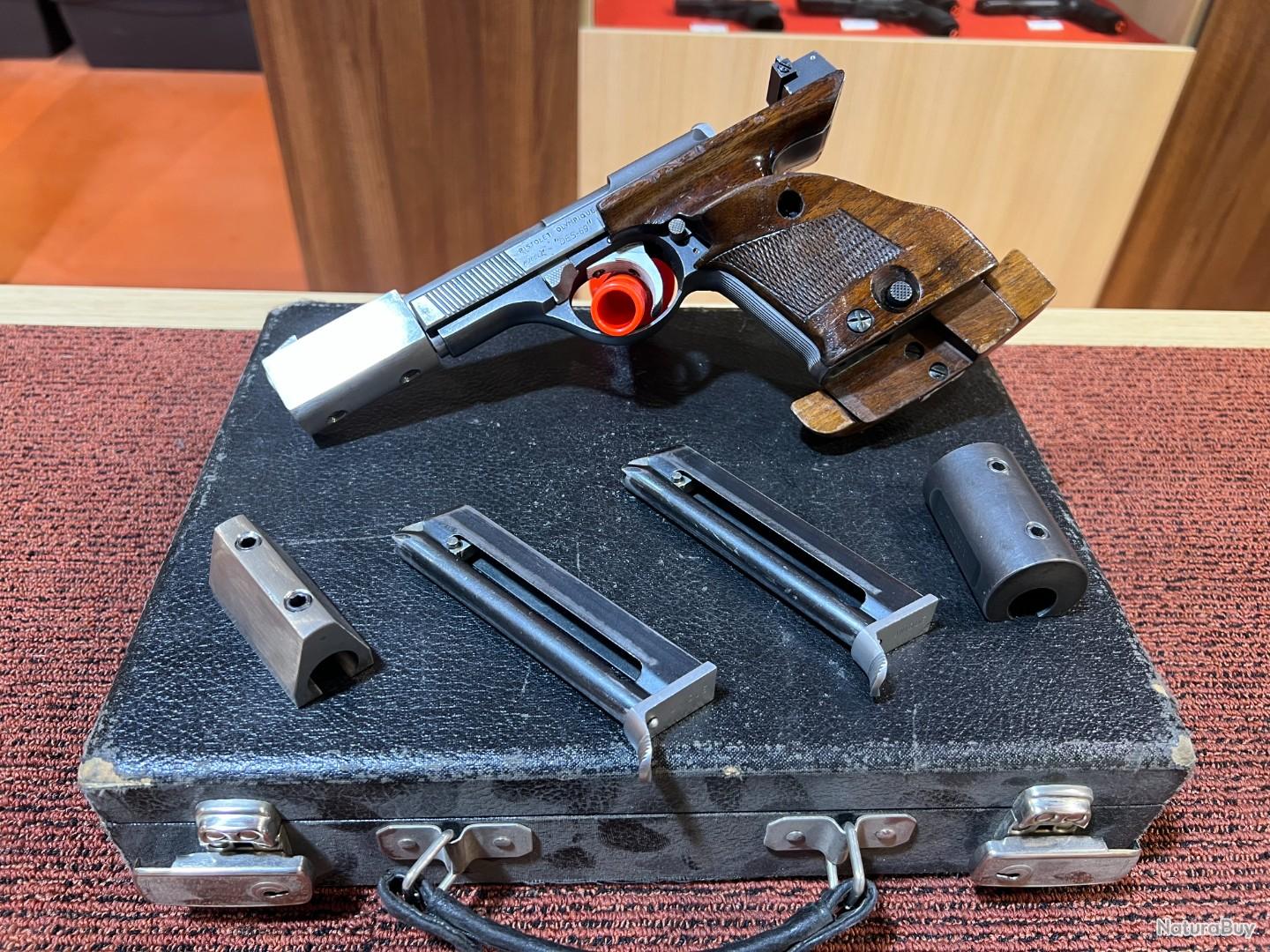 PISTOLET UNIQUE DES 69 CALIBRE 22LR - MALLETTE - 3 CHARGEURS ...