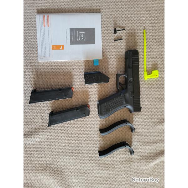 Pistolet GLOCK 17 GEN 5 Cal 9x19 *Occasion*Vendu avec sa crosse MICRO ...