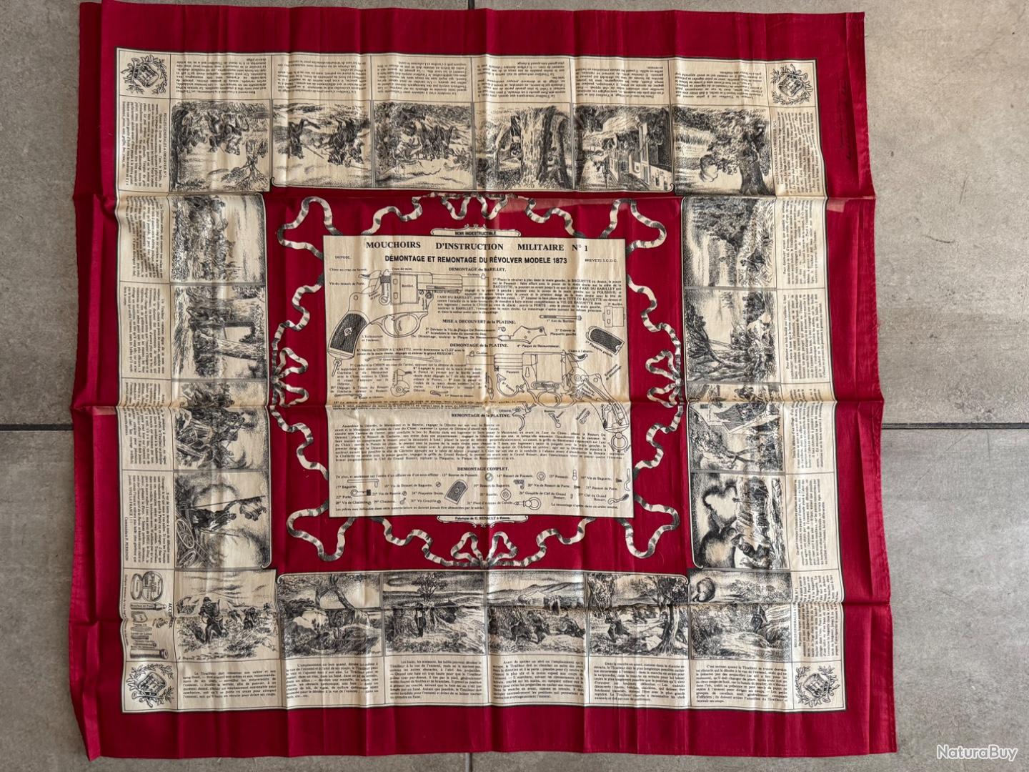 Mouchoir d'instruction militaire n° 1 - Echarpes, tours de cou et ...