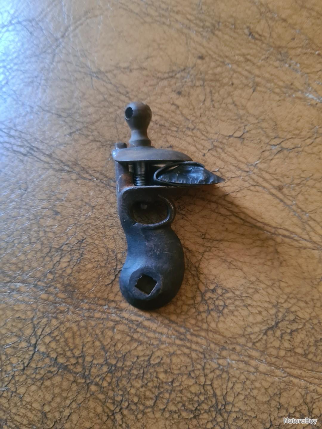 Chien silex pistolet an9/ an13 d origine avec son silex - Pièces ...